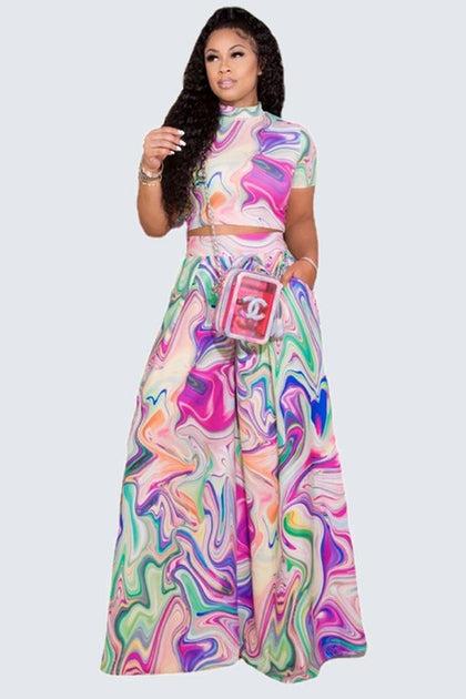 "GLAM" DREAMWORLD – HelloGlam Boutique